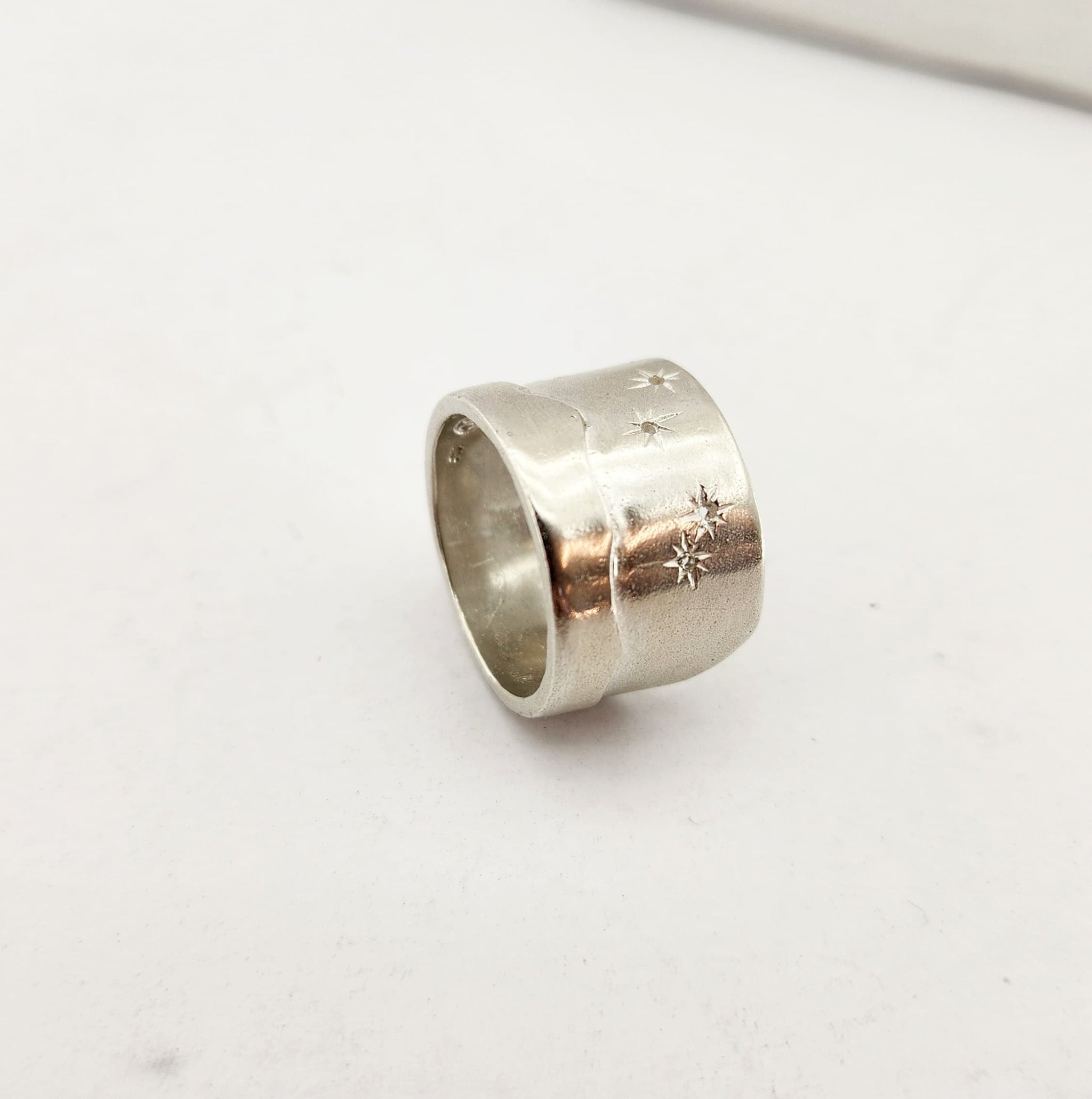 Matariki Maunga Ring in Bright Silver – Mason and Collins